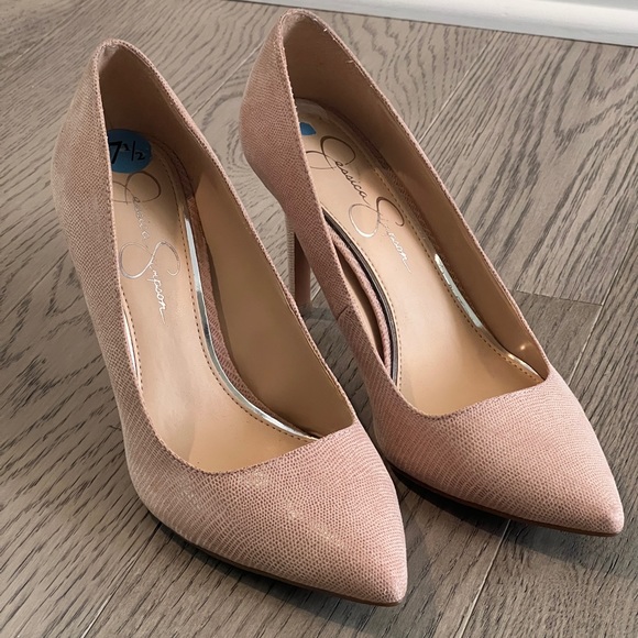 Jessica Simpson | Shoes | Jessica Simpson Heeled Pumps Textured Light ...